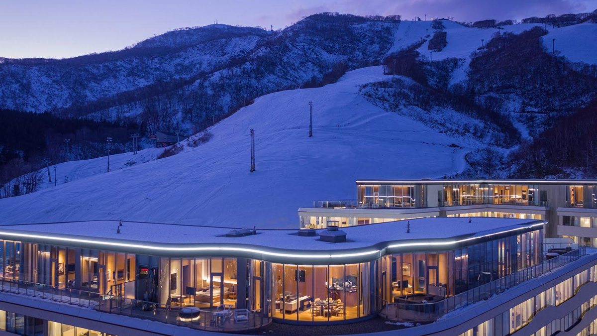Skye niseko store